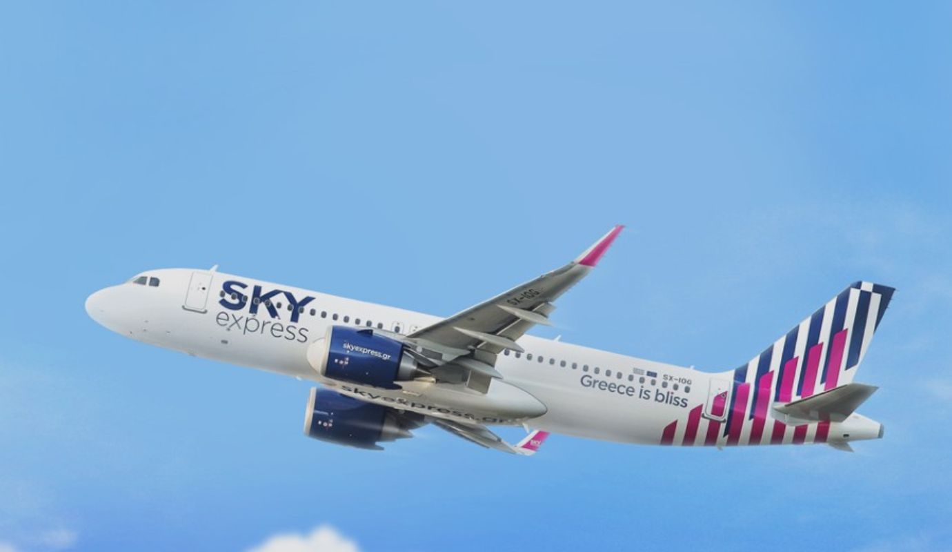 Sky Express drone show unveils new aircraft and 5 international routes