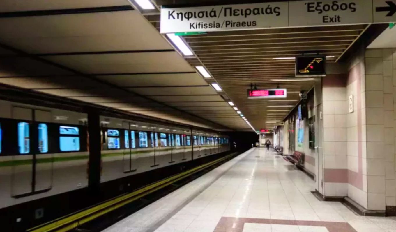 Athens metro launches 24-hour Saturday service with tram and buses