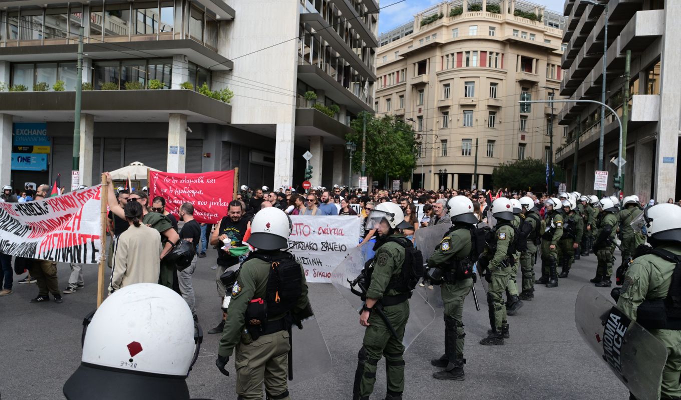 Greece strike December 16: Public sector workers protest state budget
