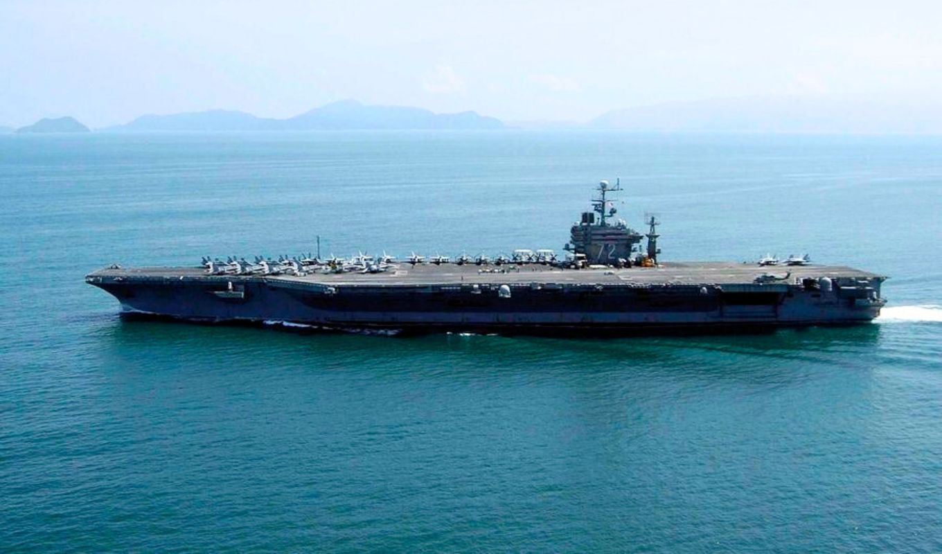 US aircraft carrier Abraham Lincoln arrives in Middle East amid Iran ...
