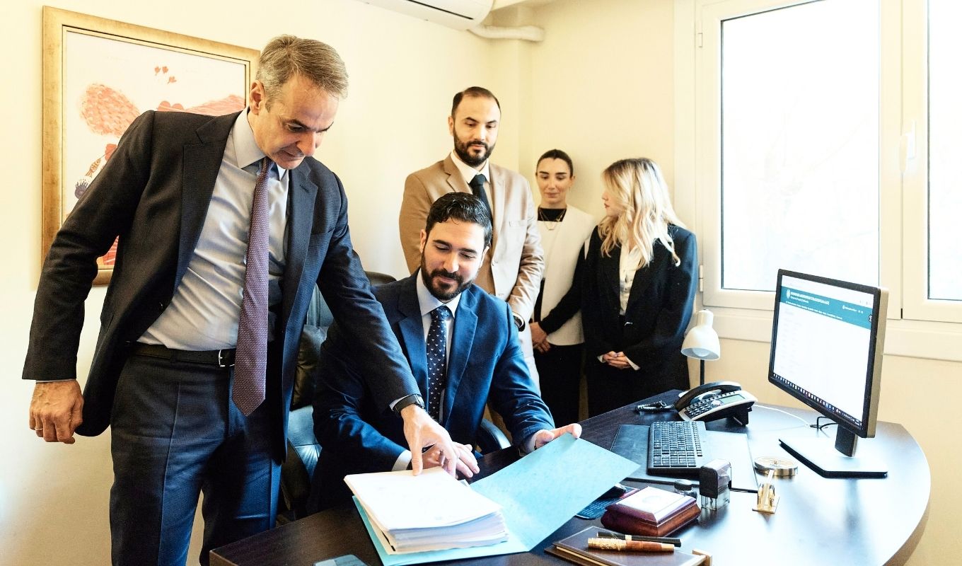 Mitsotakis on digital court files: "Significant acceleration in justice ...